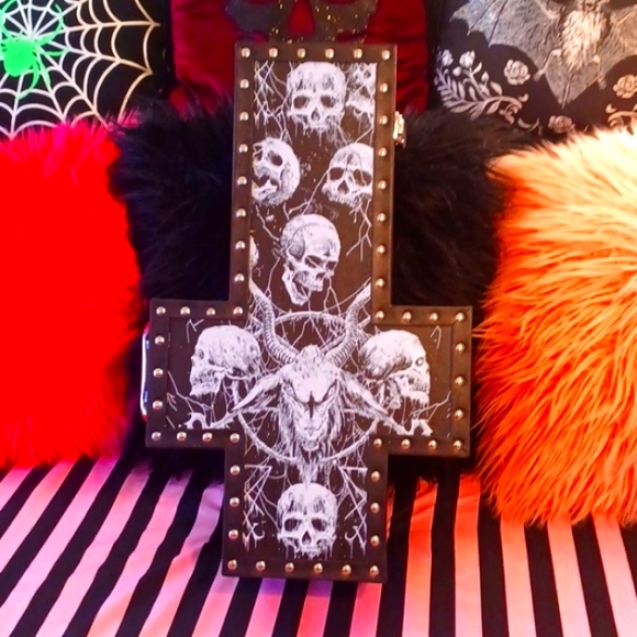 Dolls Kill | Other | Dollskill Widow Black Cross Hard Case With Occult Graphics Plush Inside ...